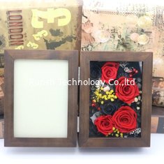Luxury Gift Walnut Wood Photo Frame Preserved Flower Photo Frame For Lover Home Decoration supplier
