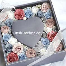 Natural roses preserved floras gift box decorated with jewelry supplier