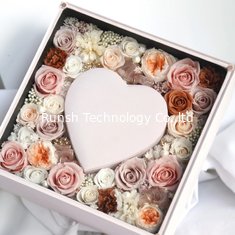 Natural roses preserved floras gift box decorated with jewelry supplier